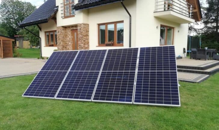 Dimensionnement et Coût des Panneaux Solaires pour une Installation de 9kW